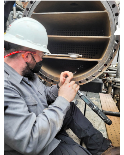 Installing Mechanical Tube Plugs - Elliott Tool Technologies