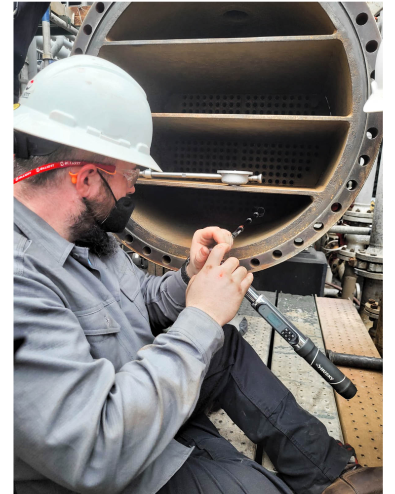 Installing Mechanical Tube Plugs - Elliott Tool Technologies
